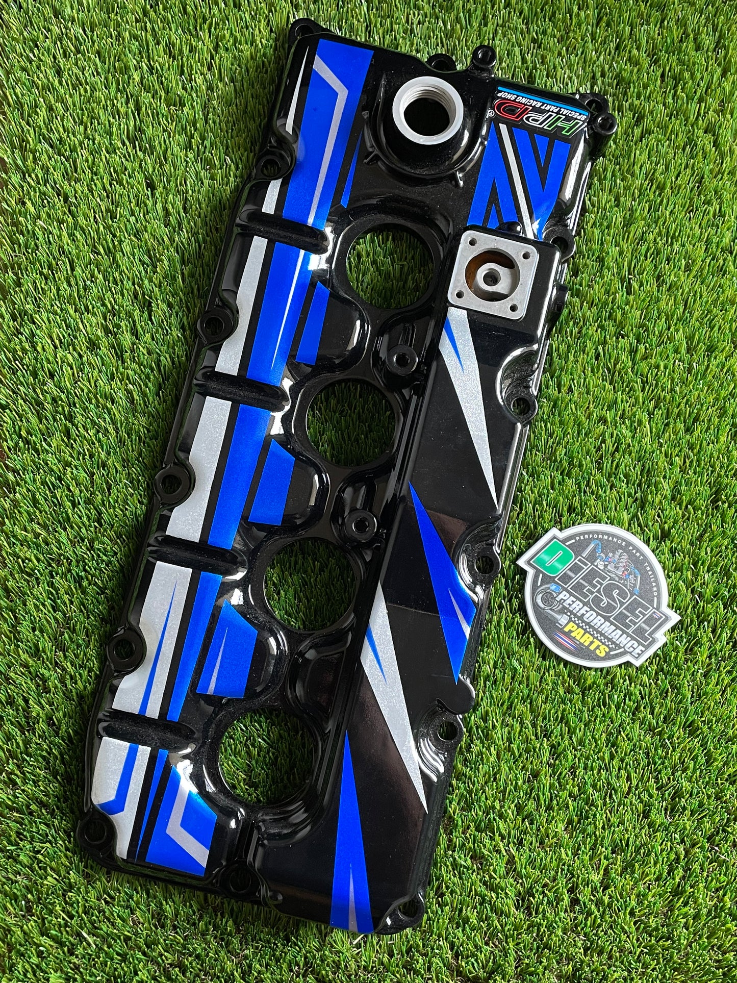 4JJ1 Shaved Valve Cover Black & Blue – Diesel Performance Parts